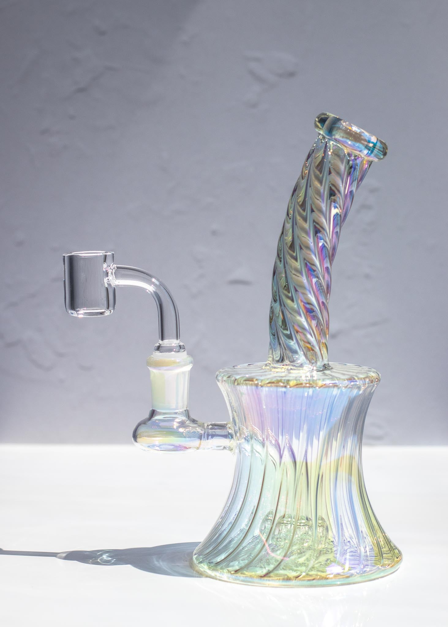 IRIDESCENT SWIRL RIG
