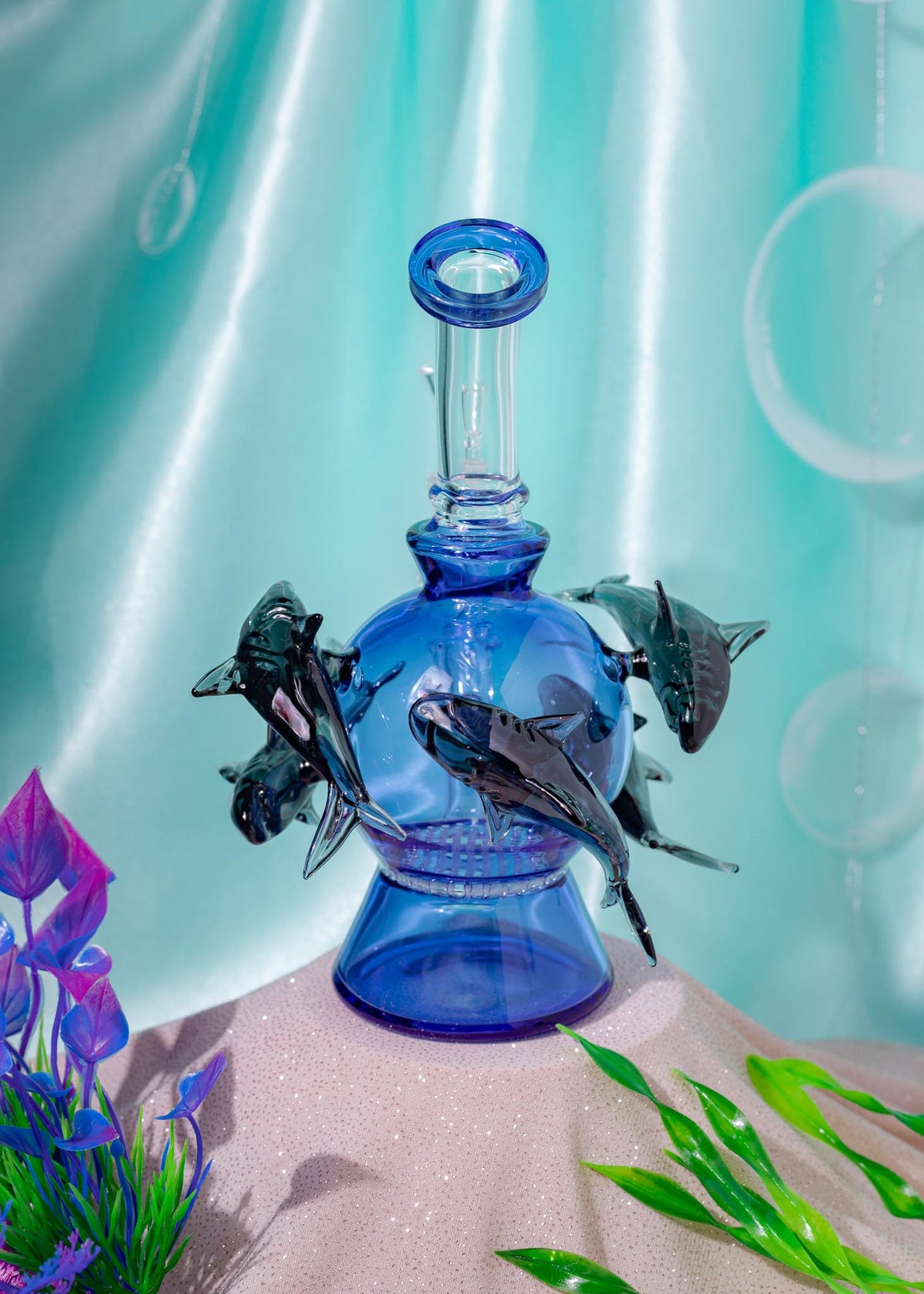 SHOP PIPES & BONGS