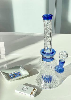 ELEGANT SWIRL BONG